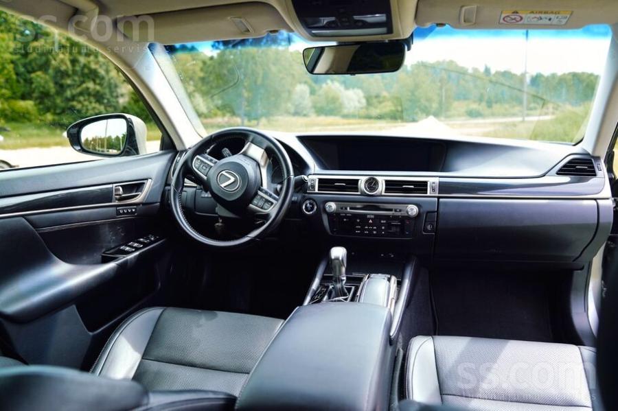 Grey Lexus GS 2018 in Riga, with an engine capacity of 2.50 L and mileage of 167 thousand km for 22500 €, photo 10 on AUTOMOTO.COM.LV