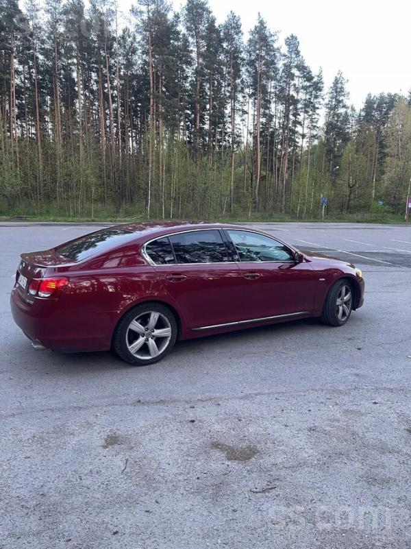 Red Lexus GS 2005 in Riga, with an engine capacity of 3.00 L and mileage of 236 thousand km for 3490 €, photo 8 on AUTOMOTO.COM.LV