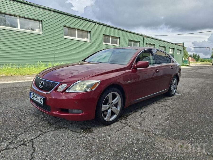 Red Lexus GS 2006 in Riga, with an engine capacity of 3.00 L and mileage of 262 thousand km for 2650 €, photo 3 on AUTOMOTO.COM.LV