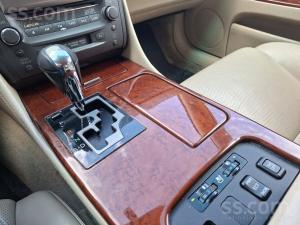 Red Lexus GS 2006 in Riga, with an engine capacity of 3.00 L and mileage of 262 thousand km for 2650 €, photo 12 on AUTOMOTO.COM.LV