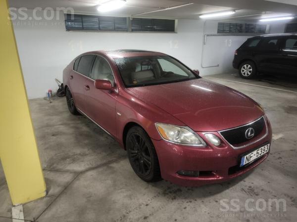 Red Lexus GS 2007 in Jurmala, with an engine capacity of 3.50 L and mileage of 285 thousand km for 4900 €, photo 1 on AUTOMOTO.COM.LV