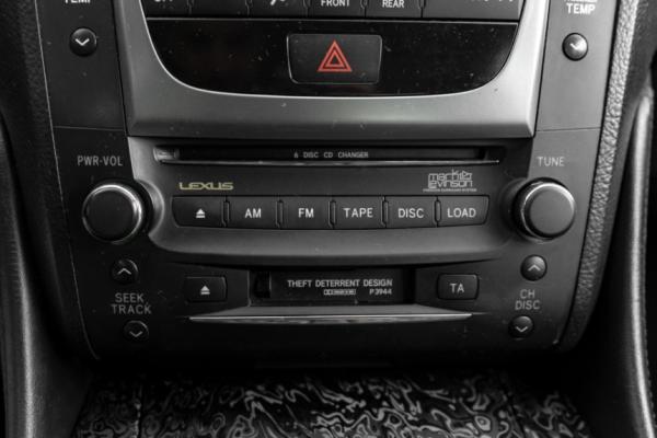 Lexus GS 2006 in Riga, with an engine capacity of 3.00 L and mileage of 366 thousand km for 3300 €, photo 6 on AUTOMOTO.COM.LV