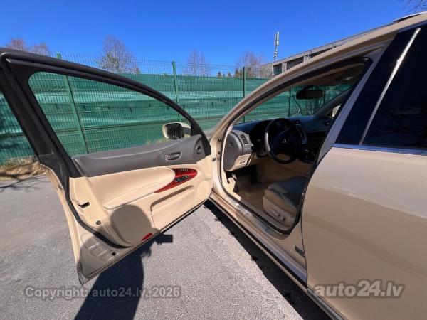 Lexus GS 2008 in Tallinn, with an engine capacity of 3.00 L and mileage of 215 thousand km for 5500 €, photo 7 on AUTOMOTO.COM.LV