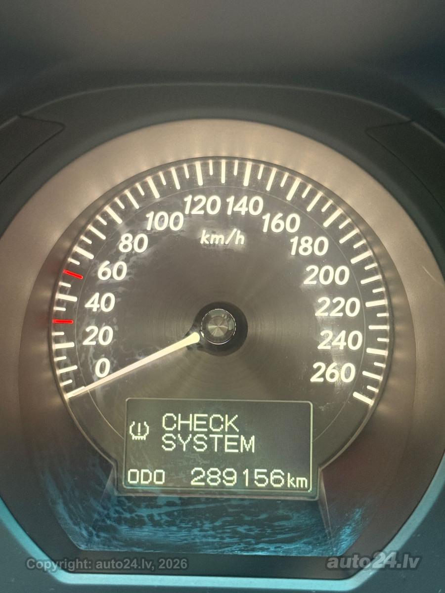 Lexus GS 2008 Tallina, ar dzinēja tilpumu 3.00 L un nobraukumu 289 tūkst. km par 6900 €, foto 19 vietnē AUTOMOTO.COM.LV