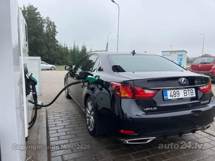 Lexus GS 2012 Tallina, ar dzinēja tilpumu 3.50 L un nobraukumu 335 tūkst. km par 10999 €, foto 4 vietnē AUTOMOTO.COM.LV