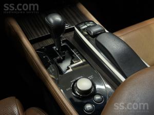 White Lexus GS 2013 in Riga, with an engine capacity of 3.50 L and mileage of 220 thousand km for 16490 €, photo 25 on AUTOMOTO.COM.LV
