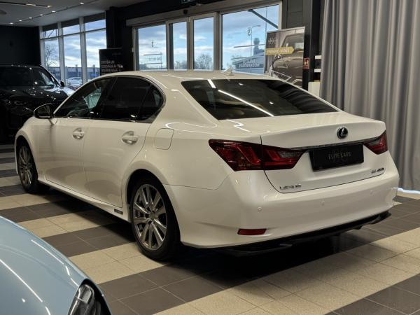 Balts Lexus GS 2013 Rīga, ar dzinēja tilpumu 3.50 L un nobraukumu 220 tūkst. km par 16490 €, foto 5 vietnē AUTOMOTO.COM.LV