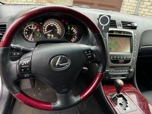 White Lexus GS 2005 in Riga, with an engine capacity of 3.00 L and mileage of 261 thousand km for 2750 €, photo 5 on AUTOMOTO.COM.LV