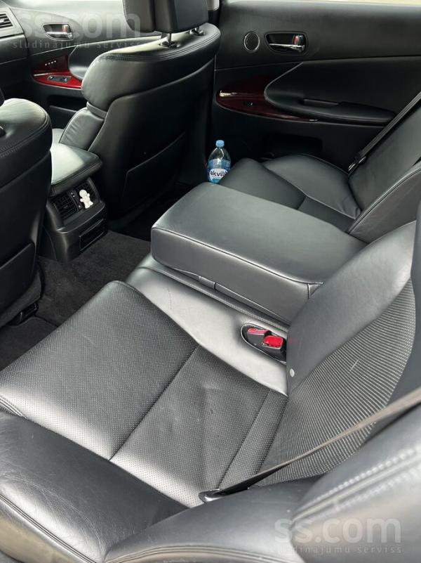 Balts Lexus GS 2005 Rīga, ar dzinēja tilpumu 3.00 L un nobraukumu 267 tūkst. km par 4888 €, foto 9 vietnē AUTOMOTO.COM.LV