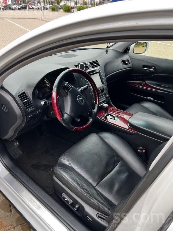 Balts Lexus GS 2005 Rīga, ar dzinēja tilpumu 3.00 L un nobraukumu 267 tūkst. km par 4888 €, foto 11 vietnē AUTOMOTO.COM.LV