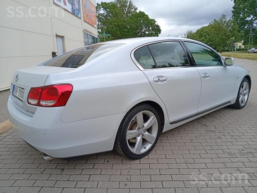Белый Лексус ГС 2008 в Рига, объемом двигателя 3.00 л и пробегом 134 тыс. км за 6700 €, фото 3 на AUTOMOTO.COM.LV
