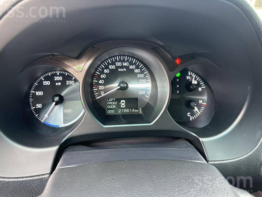 Balts Lexus GS 2008 Madona, ar dzinēja tilpumu 3.50 L un nobraukumu 217 tūkst. km par 4000 €, foto 10 vietnē AUTOMOTO.COM.LV