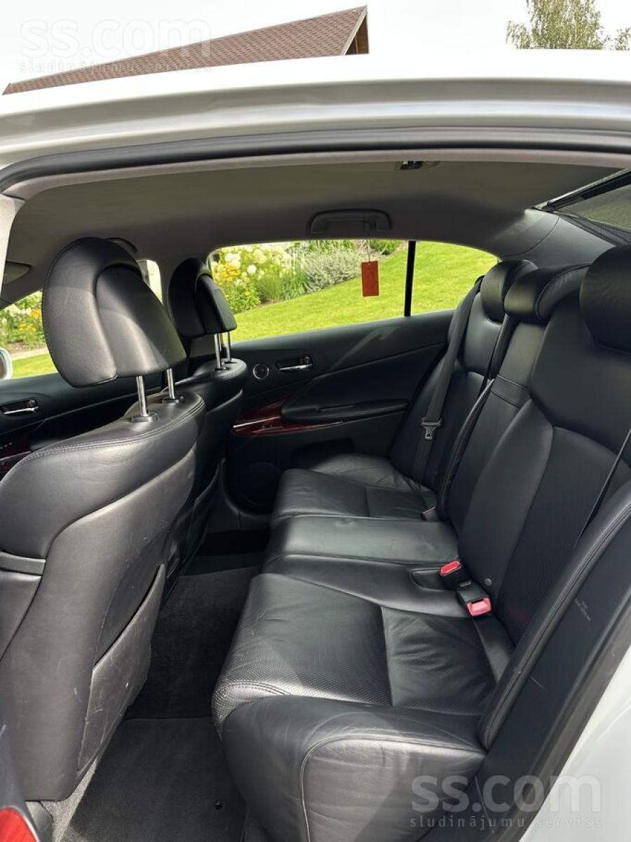 Balts Lexus GS 2008 Madona, ar dzinēja tilpumu 3.50 L un nobraukumu 217 tūkst. km par 4000 €, foto 13 vietnē AUTOMOTO.COM.LV