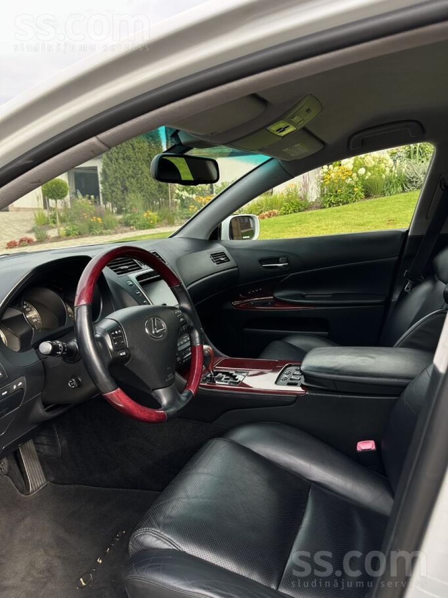 Balts Lexus GS 2008 Madona, ar dzinēja tilpumu 3.50 L un nobraukumu 217 tūkst. km par 4500 €, foto 11 vietnē AUTOMOTO.COM.LV