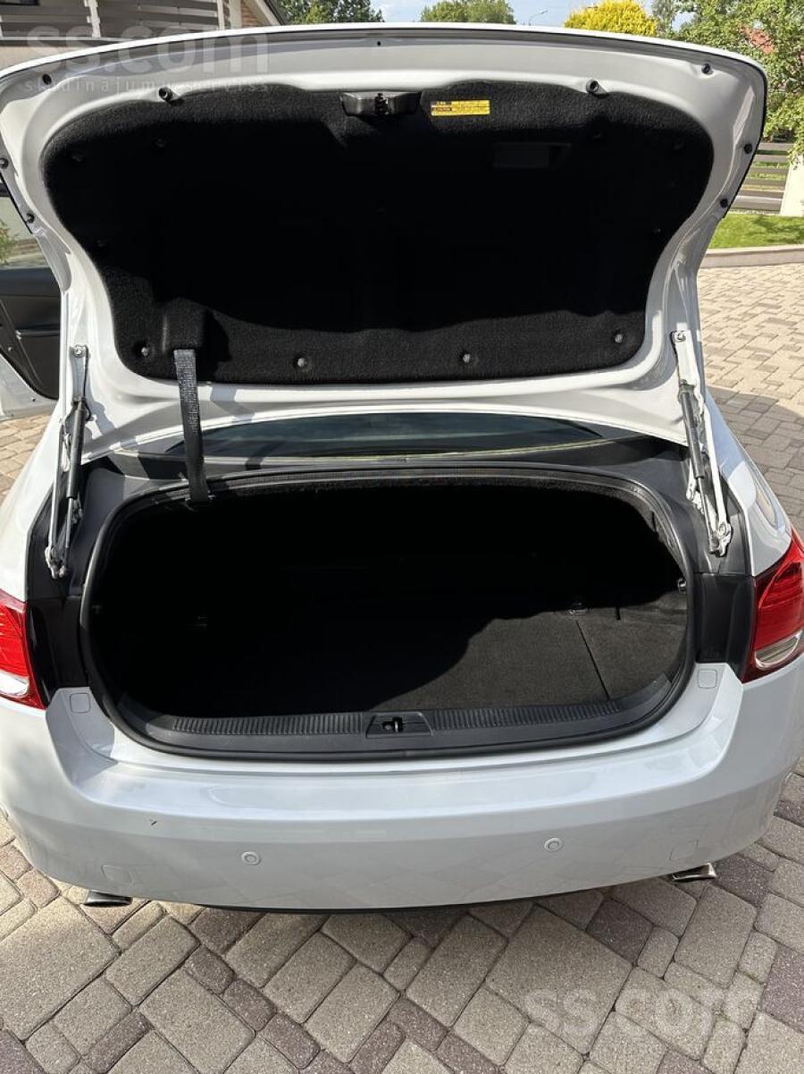 Balts Lexus GS 2008 Madona, ar dzinēja tilpumu 3.50 L un nobraukumu 217 tūkst. km par 4500 €, foto 15 vietnē AUTOMOTO.COM.LV