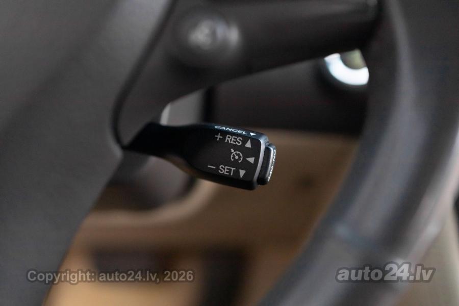Balts Lexus GS 2010 Tallina, ar dzinēja tilpumu 3.50 L un nobraukumu 218 tūkst. km par 6990 €, foto 23 vietnē AUTOMOTO.COM.LV
