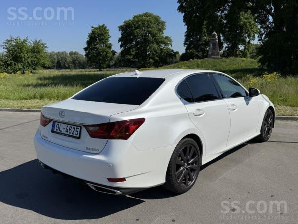 Balts Lexus GS 2012 Rīga, ar dzinēja tilpumu 2.50 L un nobraukumu 0 tūkst. km par 13450 €, foto 8 vietnē AUTOMOTO.COM.LV
