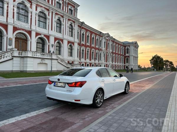 White Lexus GS 2013 in Riga, with an engine capacity of 3.50 L and mileage of 109 thousand km for 5800 €, photo 7 on AUTOMOTO.COM.LV