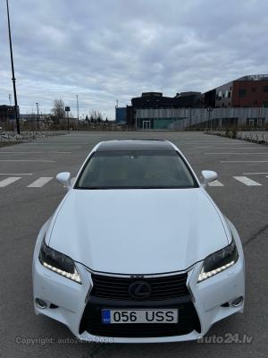 White Lexus GS 2013 in Tallinn, with an engine capacity of 3.50 L and mileage of 210 thousand km for 13700 €, photo 3 on AUTOMOTO.COM.LV