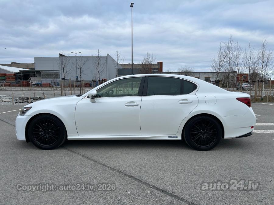 White Lexus GS 2013 in Tallinn, with an engine capacity of 3.50 L and mileage of 210 thousand km for 13700 €, photo 6 on AUTOMOTO.COM.LV
