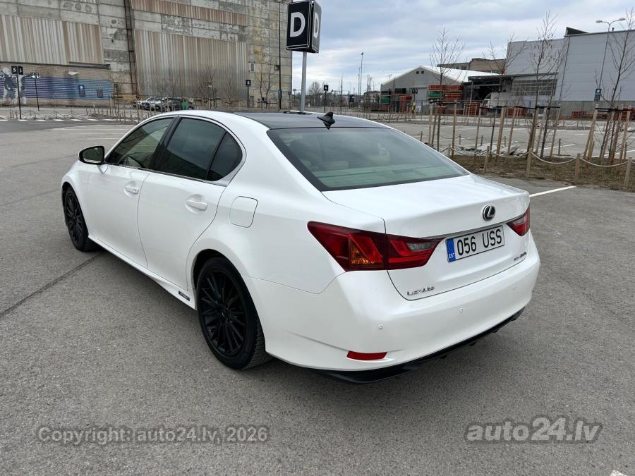White Lexus GS 2013 in Tallinn, with an engine capacity of 3.50 L and mileage of 210 thousand km for 13700 €, photo 8 on AUTOMOTO.COM.LV