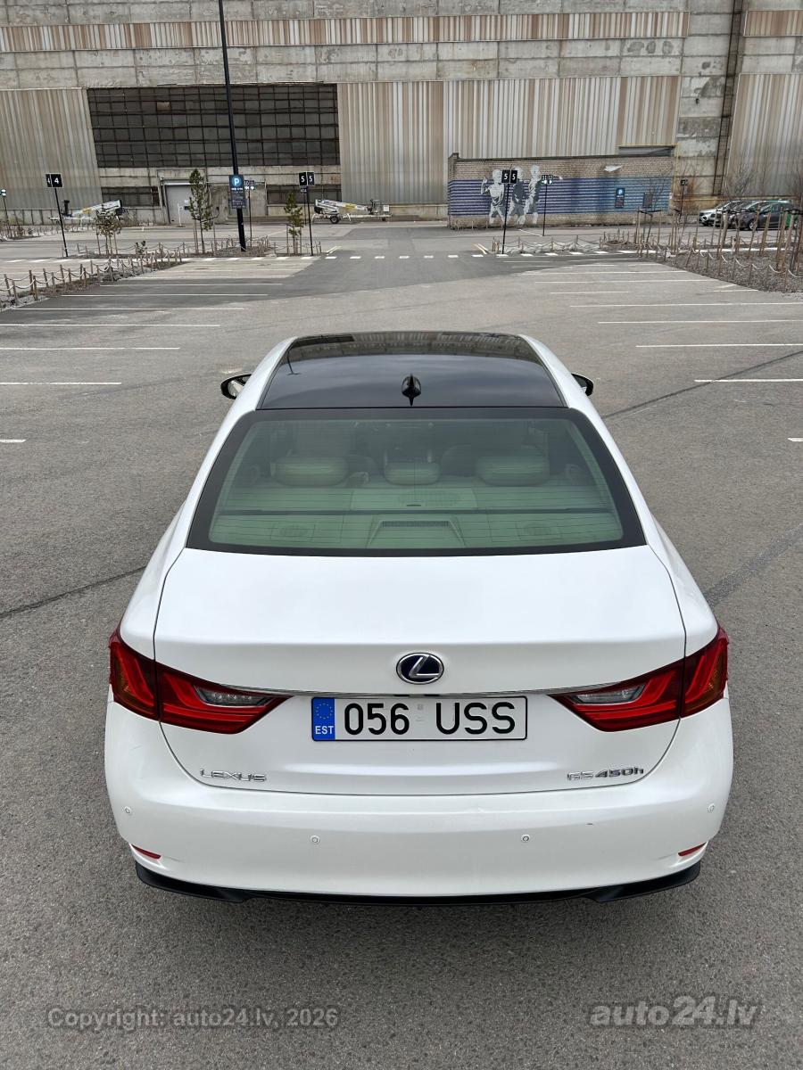 White Lexus GS 2013 in Tallinn, with an engine capacity of 3.50 L and mileage of 210 thousand km for 13700 €, photo 9 on AUTOMOTO.COM.LV
