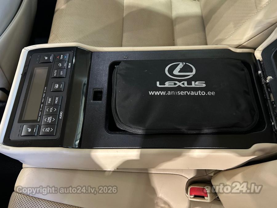 White Lexus GS 2013 in Tallinn, with an engine capacity of 3.50 L and mileage of 210 thousand km for 13700 €, photo 21 on AUTOMOTO.COM.LV