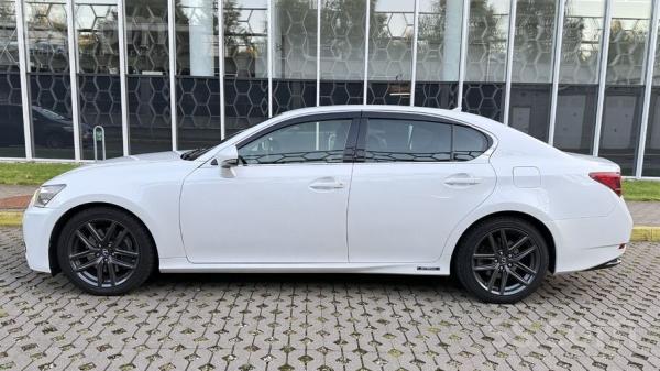 White Lexus GS 2013 in Vilnius, with an engine capacity of 3.50 L and mileage of 199 thousand km for 14500 €, photo 4 on AUTOMOTO.COM.LV