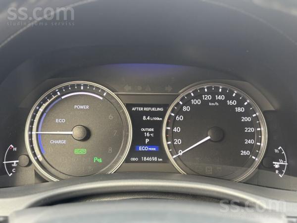 White Lexus GS 2014 in Riga, with an engine capacity of 3.50 L and mileage of 185 thousand km for 15500 €, photo 7 on AUTOMOTO.COM.LV