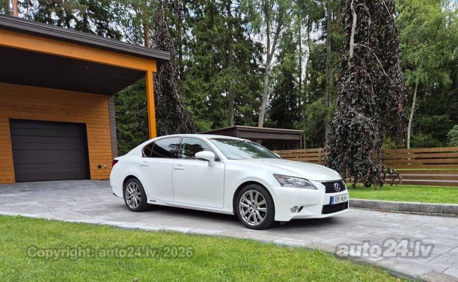 White Lexus GS 2014 in Tallinn, with an engine capacity of 3.50 L and mileage of 195 thousand km for 17000 €, photo 3 on AUTOMOTO.COM.LV