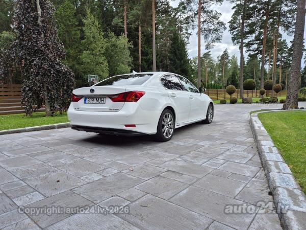 White Lexus GS 2014 in Tallinn, with an engine capacity of 3.50 L and mileage of 195 thousand km for 17000 €, photo 3 on AUTOMOTO.COM.LV
