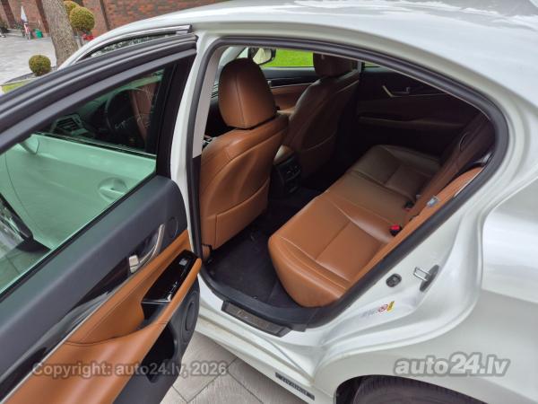 White Lexus GS 2014 in Tallinn, with an engine capacity of 3.50 L and mileage of 195 thousand km for 17000 €, photo 6 on AUTOMOTO.COM.LV