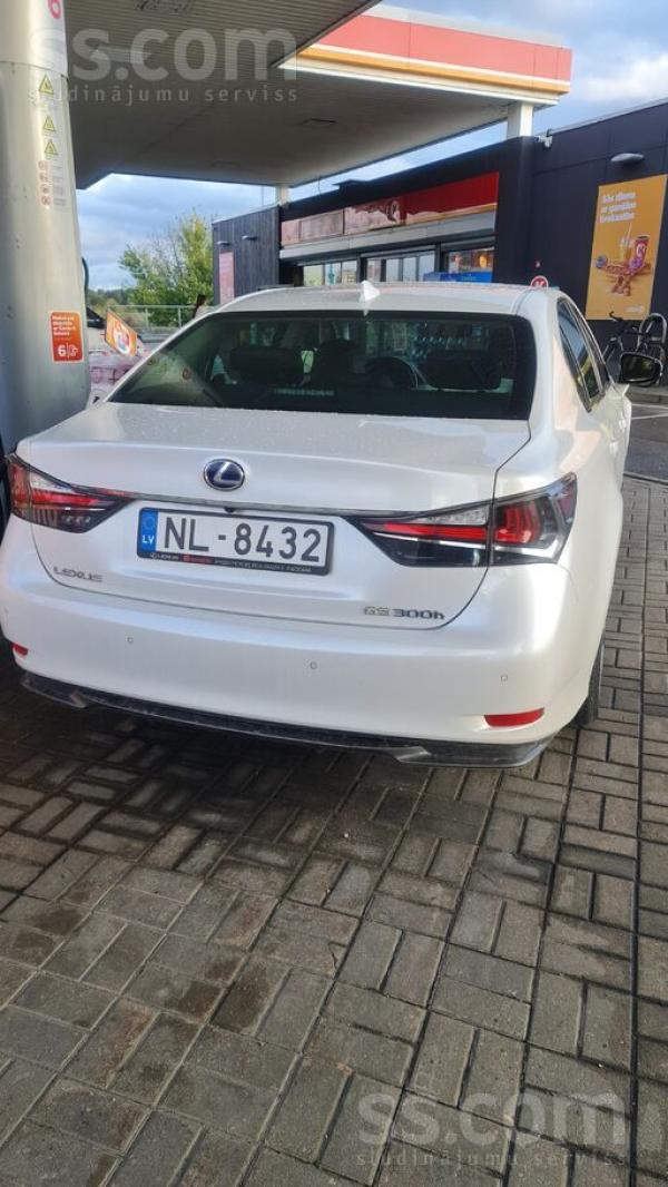 Balts Lexus GS 2017 Rīga, ar dzinēja tilpumu 2.50 L un nobraukumu 188 tūkst. km par 20500 €, foto 9 vietnē AUTOMOTO.COM.LV