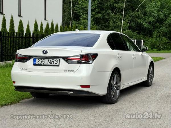 White Lexus GS 2017 in Tallinn, with an engine capacity of 2.50 L and mileage of 137 thousand km for 22995 €, photo 8 on AUTOMOTO.COM.LV