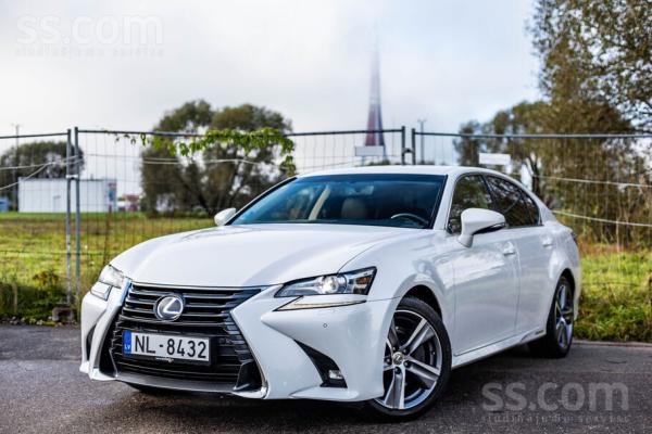 White Lexus GS 2017 in Riga, with an engine capacity of 2.50 L and mileage of 196 thousand km for 20490 €, photo 1 on AUTOMOTO.COM.LV