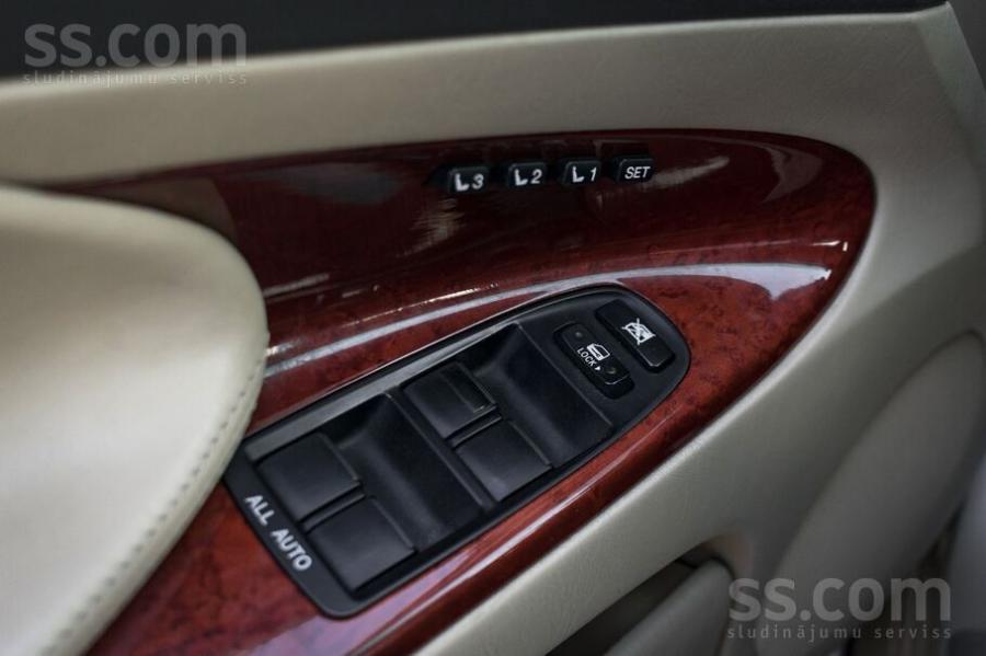 Dzeltens Lexus GS 2007 Rīga, ar dzinēja tilpumu 3.50 L un nobraukumu 247 tūkst. km par 2850 €, foto 13 vietnē AUTOMOTO.COM.LV