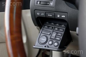 Yellow Lexus GS 2007 in Riga, with an engine capacity of 3.50 L and mileage of 247 thousand km for 2850 €, photo 14 on AUTOMOTO.COM.LV