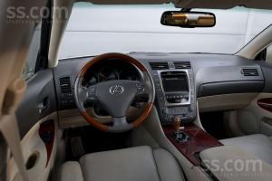 Yellow Lexus GS 2007 in Riga, with an engine capacity of 3.50 L and mileage of 247 thousand km for 2850 €, photo 15 on AUTOMOTO.COM.LV