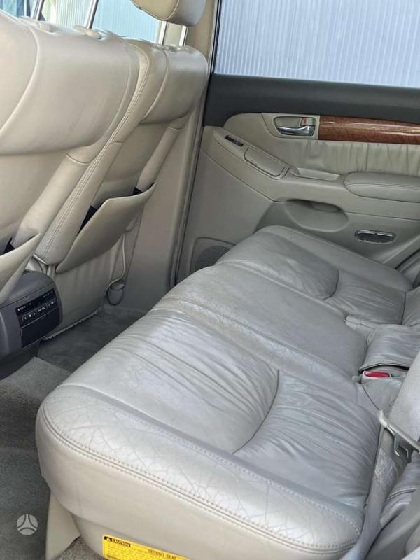 Черный Лексус GX 460 2004 в Клайпеда, объемом двигателя 4.60 л и пробегом 235 тыс. км за 12500 €, фото 11 на AUTOMOTO.COM.LV