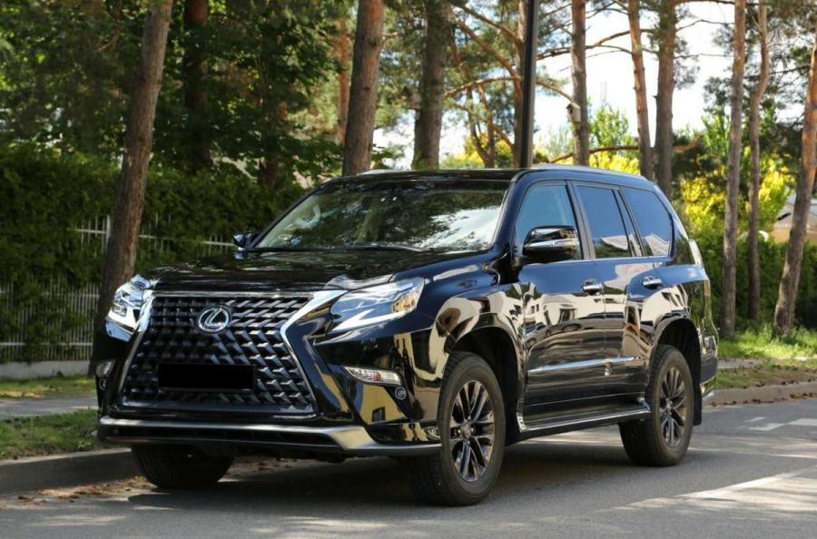 Черный Лексус GX 460 2018 в Вильнюс, объемом двигателя 4.61 л и пробегом 250 тыс. км за 39999 €, фото 4 на AUTOMOTO.COM.LV