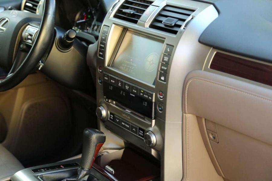 Черный Лексус GX 460 2018 в Вильнюс, объемом двигателя 4.61 л и пробегом 250 тыс. км за 39999 €, фото 20 на AUTOMOTO.COM.LV