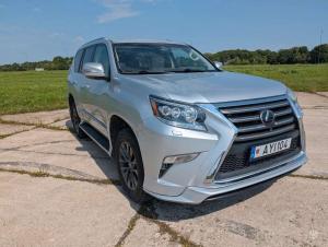 Pelēks Lexus GX 460 2019 Kauņa, ar dzinēja tilpumu 4.61 L un nobraukumu 106 tūkst. km par 41900 €, foto  vietnē AUTOMOTO.COM.LV