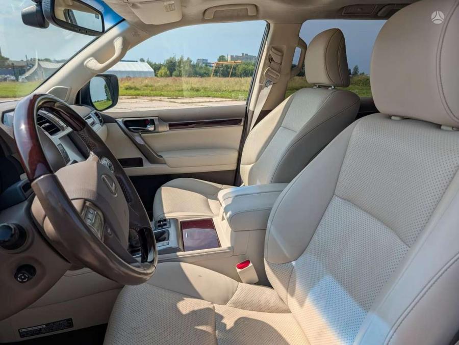 Pelēks Lexus GX 460 2019 Kauņa, ar dzinēja tilpumu 4.61 L un nobraukumu 106 tūkst. km par 41900 €, foto 12 vietnē AUTOMOTO.COM.LV