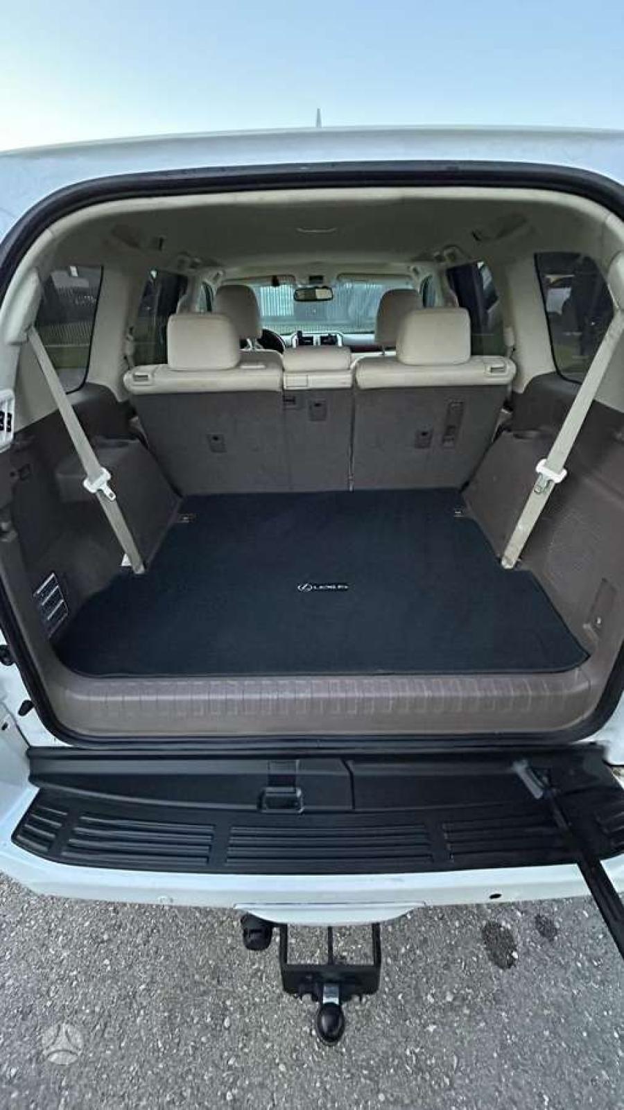 Balts Lexus GX 460 2013 Kauņa, ar dzinēja tilpumu 4.61 L un nobraukumu 260 tūkst. km par 19500 €, foto 12 vietnē AUTOMOTO.COM.LV