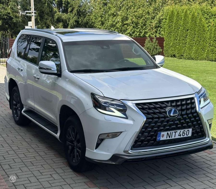 Balts Lexus GX 460 2020 Alīta, ar dzinēja tilpumu 4.61 L un nobraukumu 69 tūkst. km par 46990 €, foto 1 vietnē AUTOMOTO.COM.LV