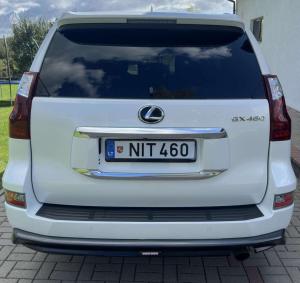 Balts Lexus GX 460 2020 Alīta, ar dzinēja tilpumu 4.61 L un nobraukumu 69 tūkst. km par 46990 €, foto 40 vietnē AUTOMOTO.COM.LV