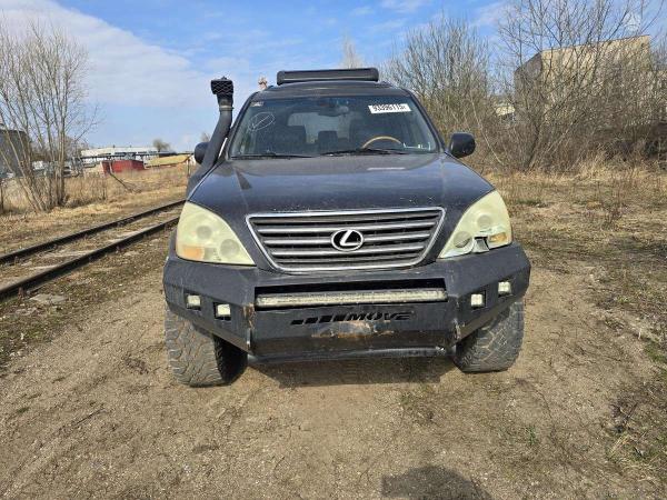 Black Lexus GX 470 2003 in Vilnius, with an engine capacity of 4.66 L and mileage of 170 thousand km for 7800 €, photo 7 on AUTOMOTO.COM.LV