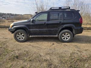Черный Лексус GX 470 2003 в Вильнюс, объемом двигателя 4.66 л и пробегом 170 тыс. км за 7800 €, фото 10 на AUTOMOTO.COM.LV