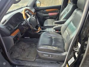 Черный Лексус GX 470 2003 в Вильнюс, объемом двигателя 4.66 л и пробегом 170 тыс. км за 7800 €, фото 12 на AUTOMOTO.COM.LV