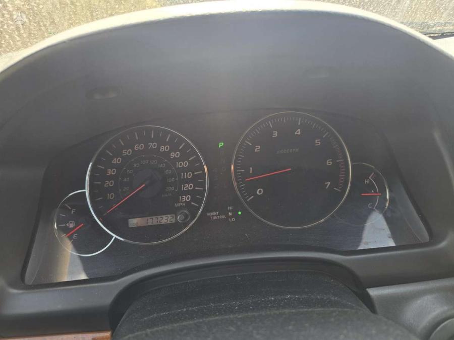 Черный Лексус GX 470 2003 в Вильнюс, объемом двигателя 4.66 л и пробегом 170 тыс. км за 7800 €, фото 14 на AUTOMOTO.COM.LV